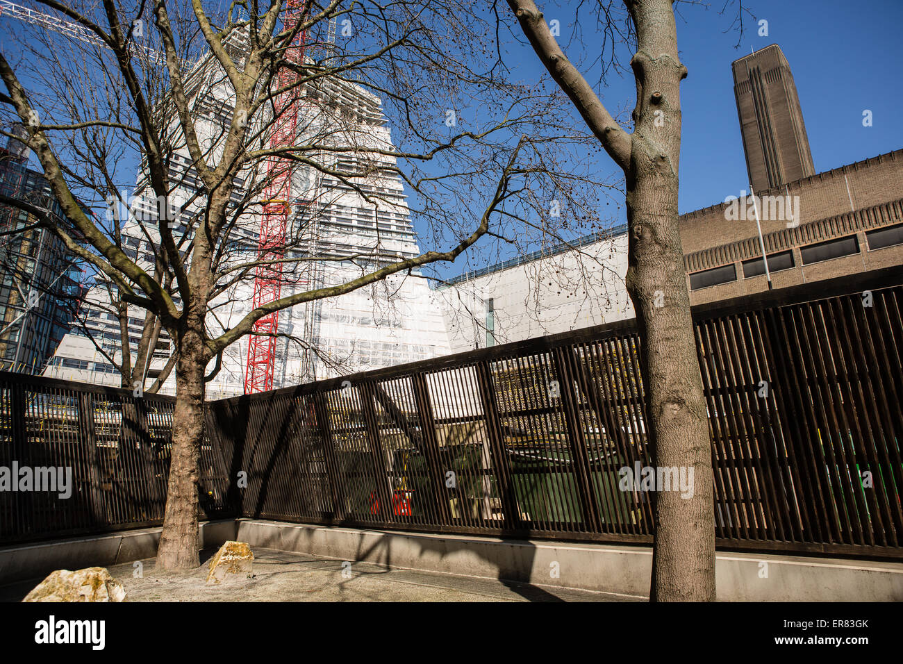 Heather and Ivan Morison The Skirt of the Black Mouth Exhibit at Tate ...