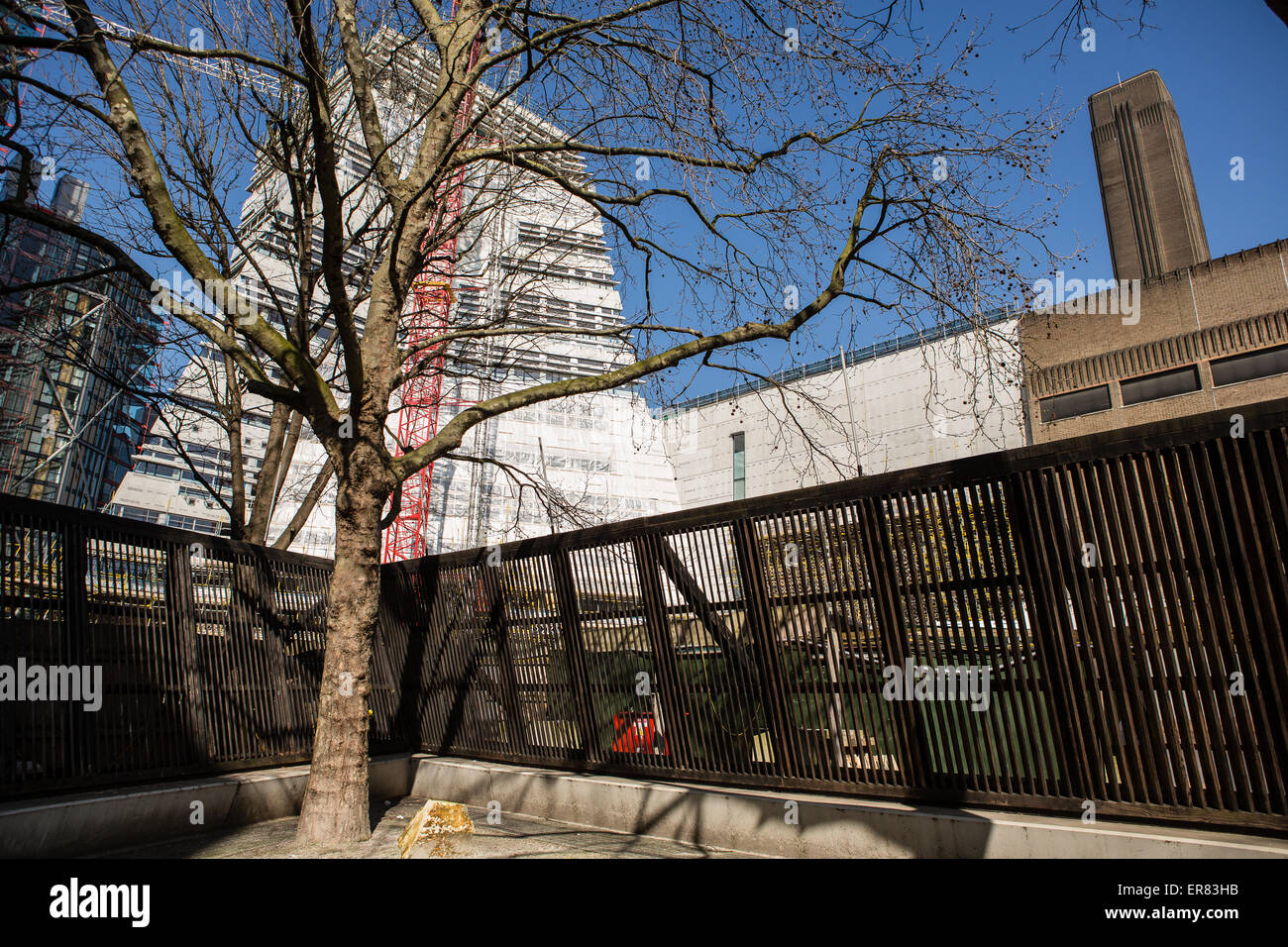 Heather and Ivan Morison The Skirt of the Black Mouth Exhibit at Tate ...