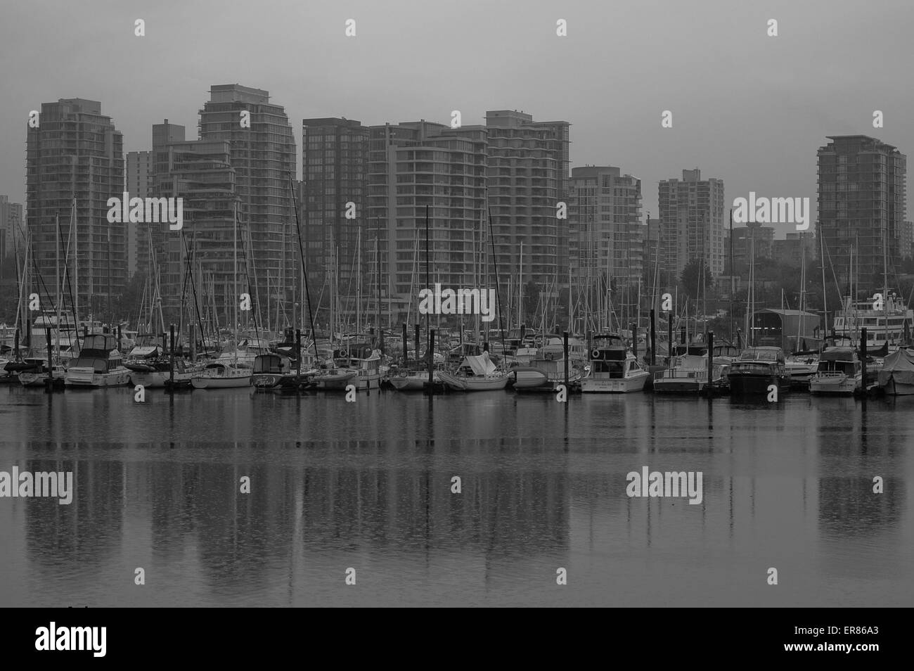 High rise architecture Black and White Stock Photos & Images - Alamy