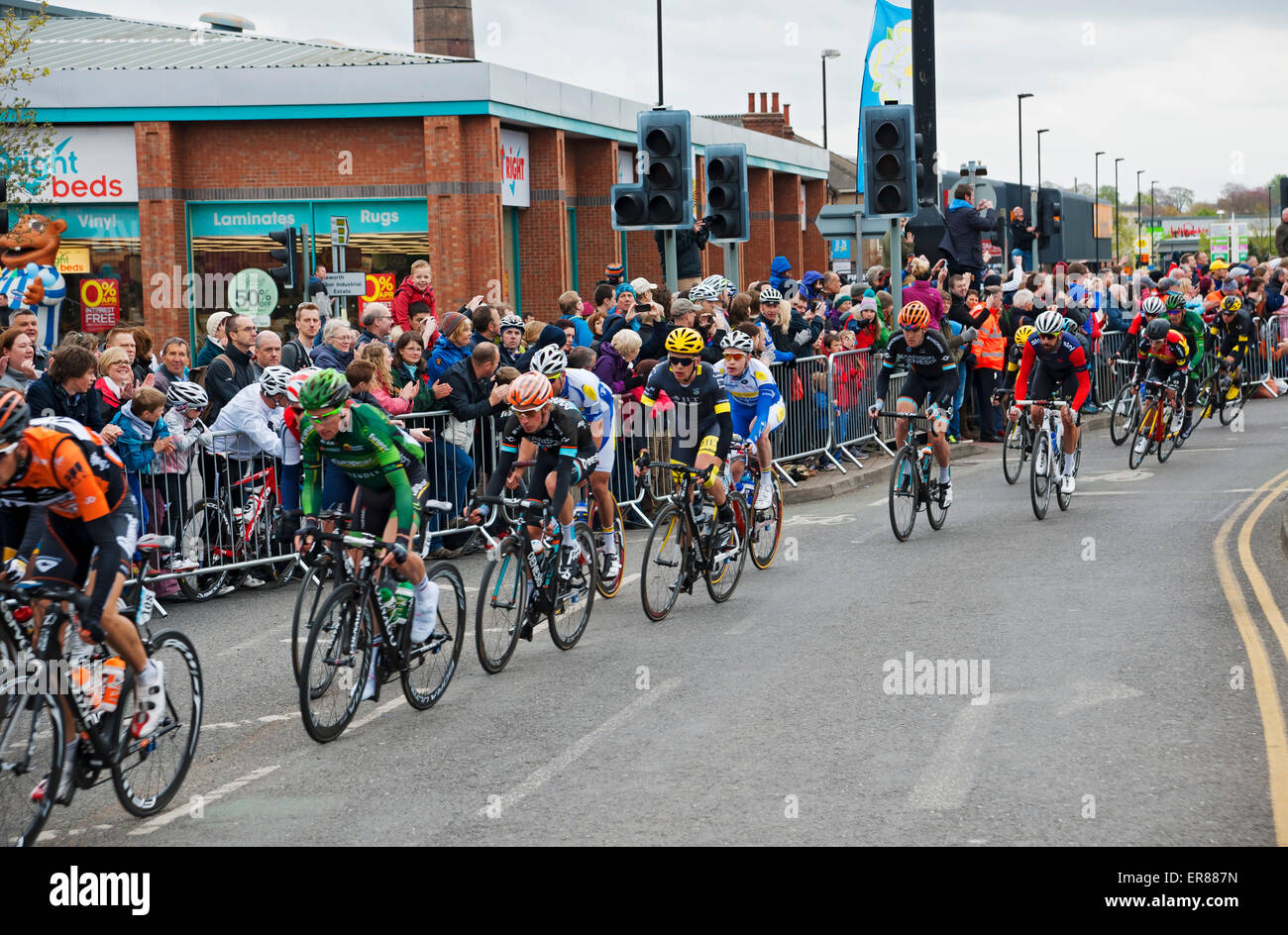 Riders riding professional bikes hi-res stock photography and images ...