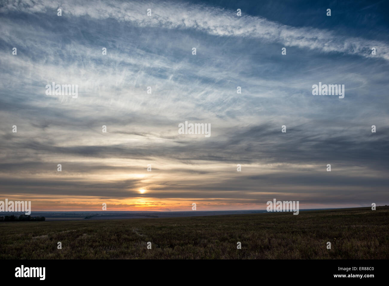 Dark moody photo sunset hi-res stock photography and images - Alamy