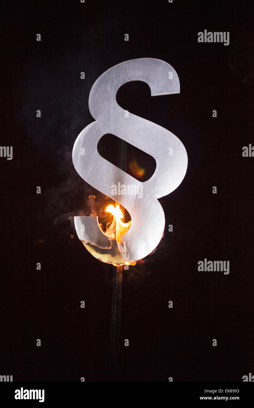 Paragraph symbol hi-res stock photography and images - Alamy