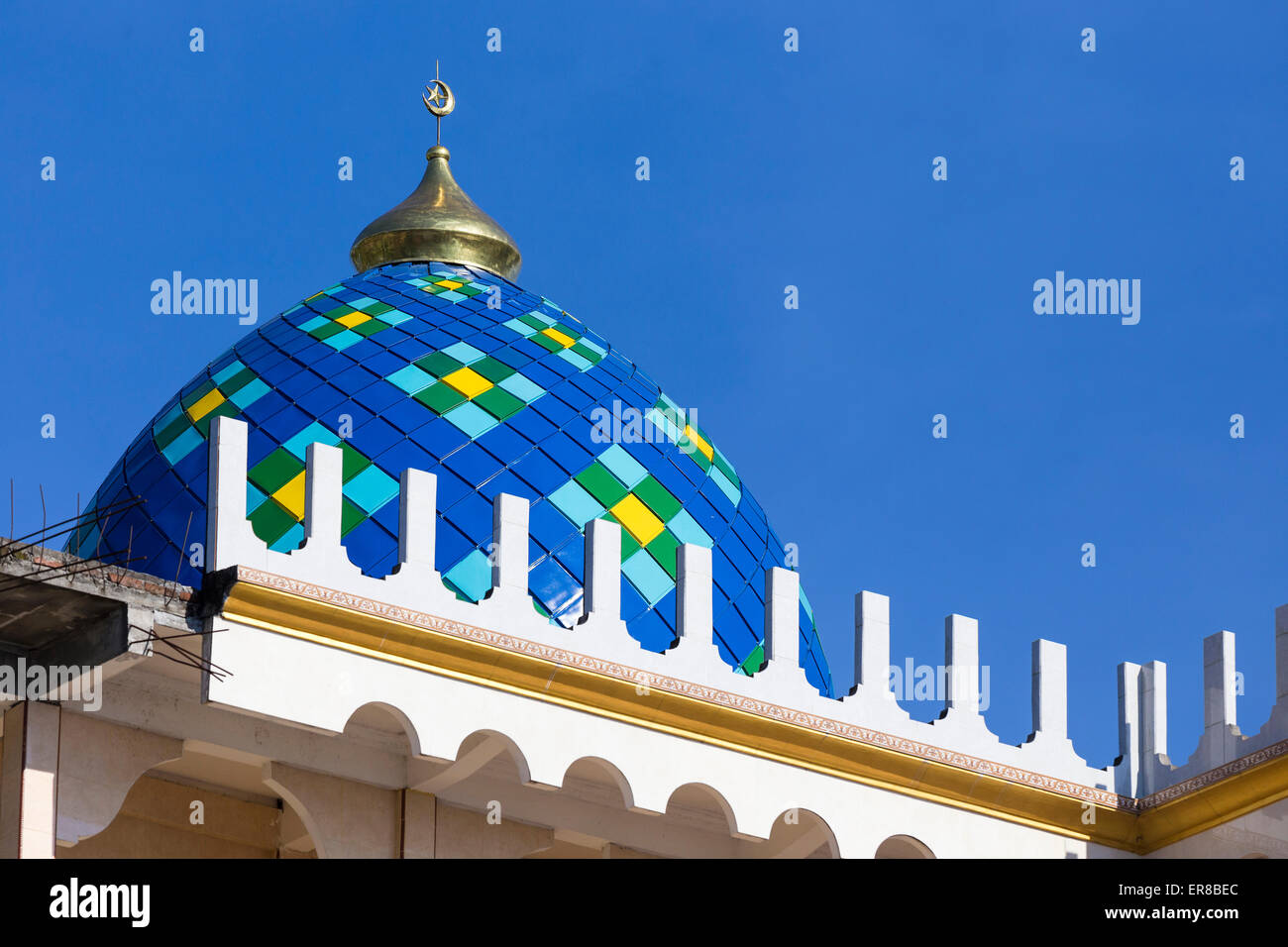 Mosque architecture in indonesia hi-res stock photography and images ...