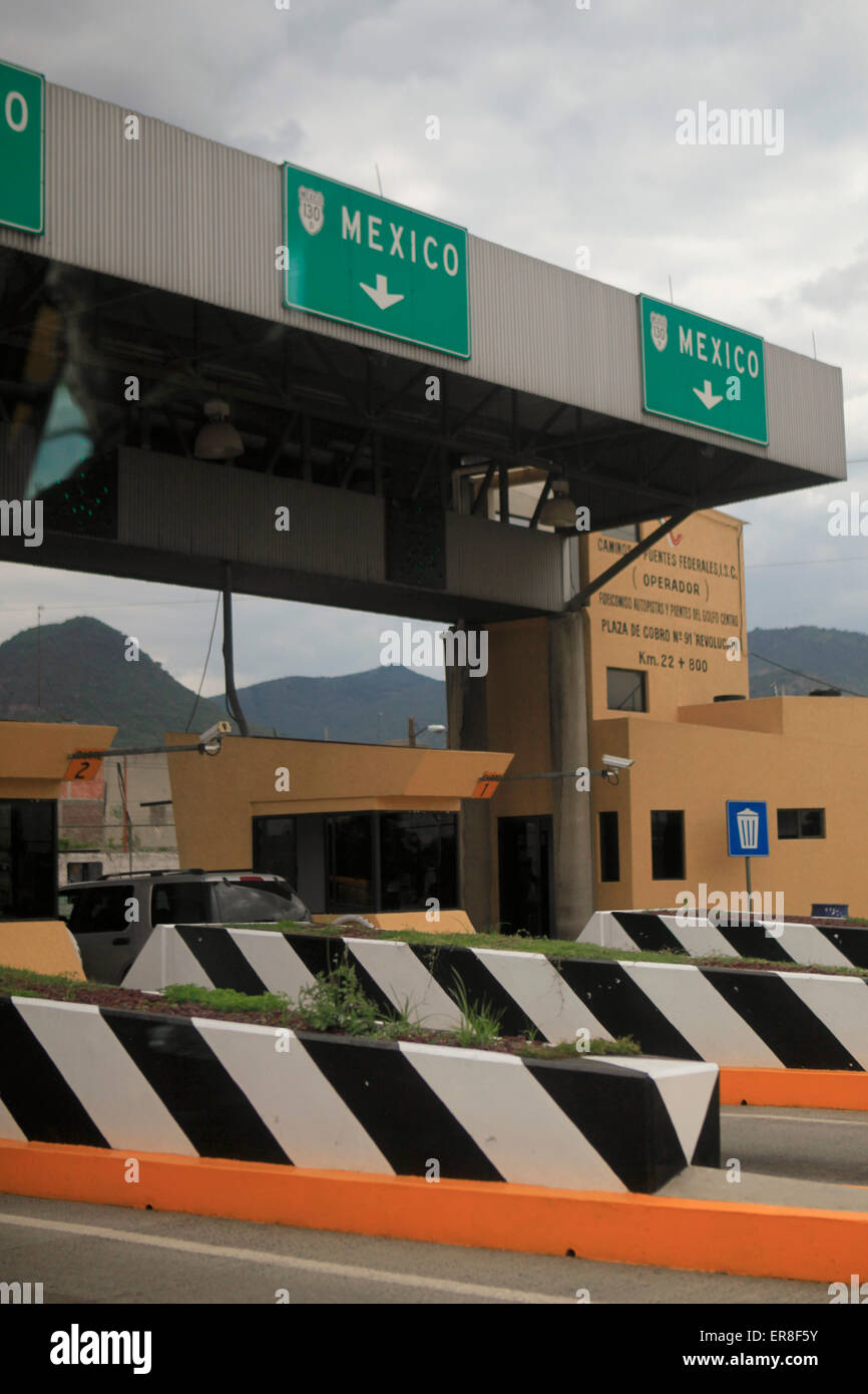 Toll booth hi-res stock photography and images - Alamy