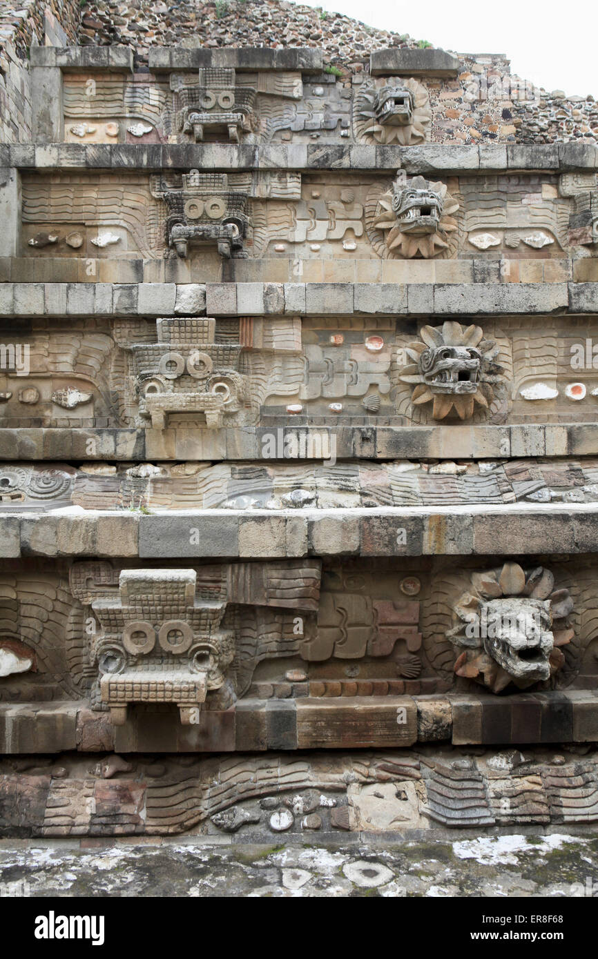 Quetzalcoatl hi-res stock photography and images - Alamy