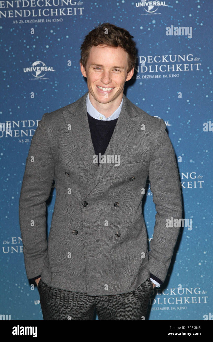 Eddie Redmayne promoting his movie Die Entdeckung der Unendlichkeit ...