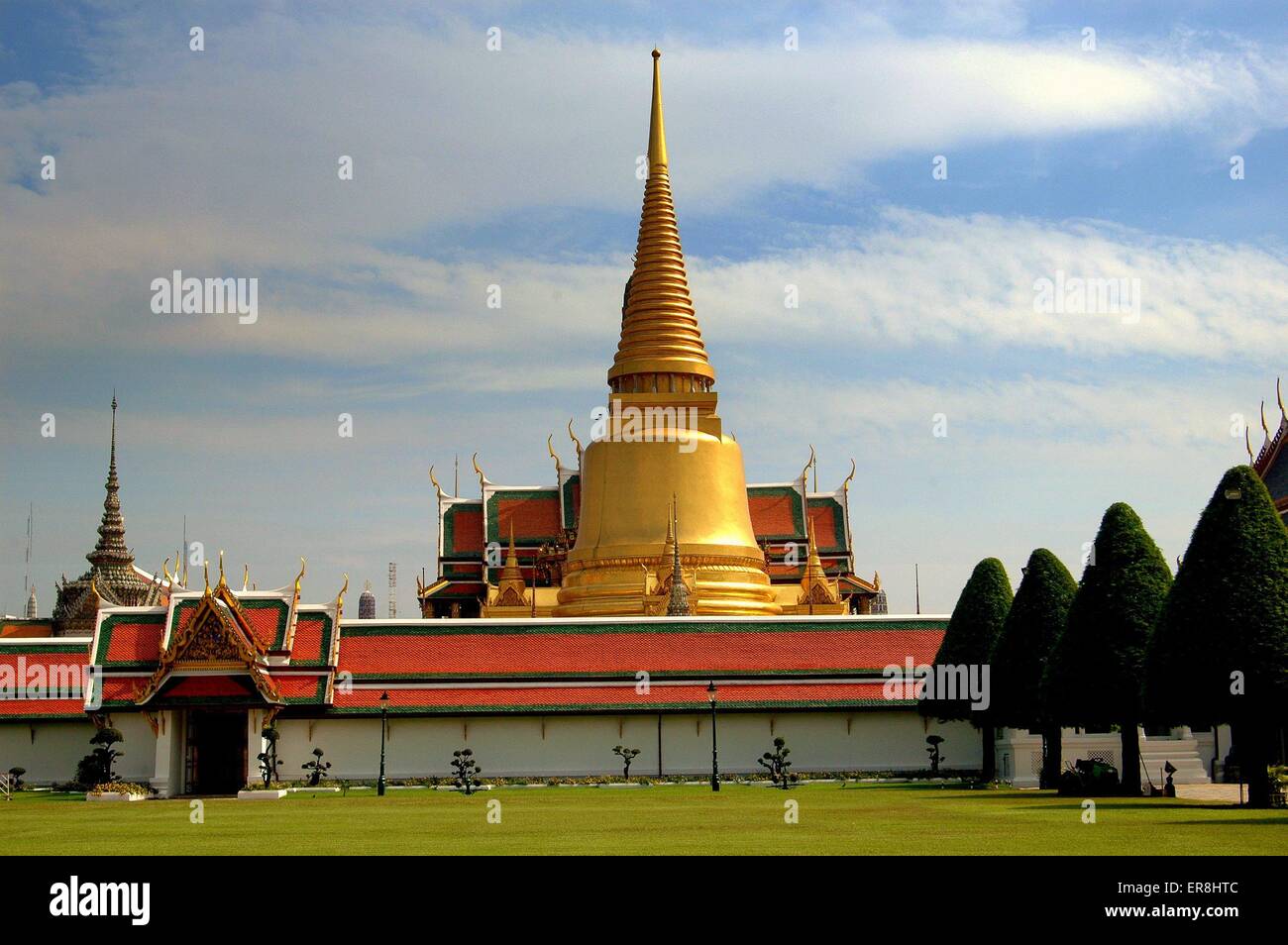 Thailand wat bankok hi-res stock photography and images - Alamy