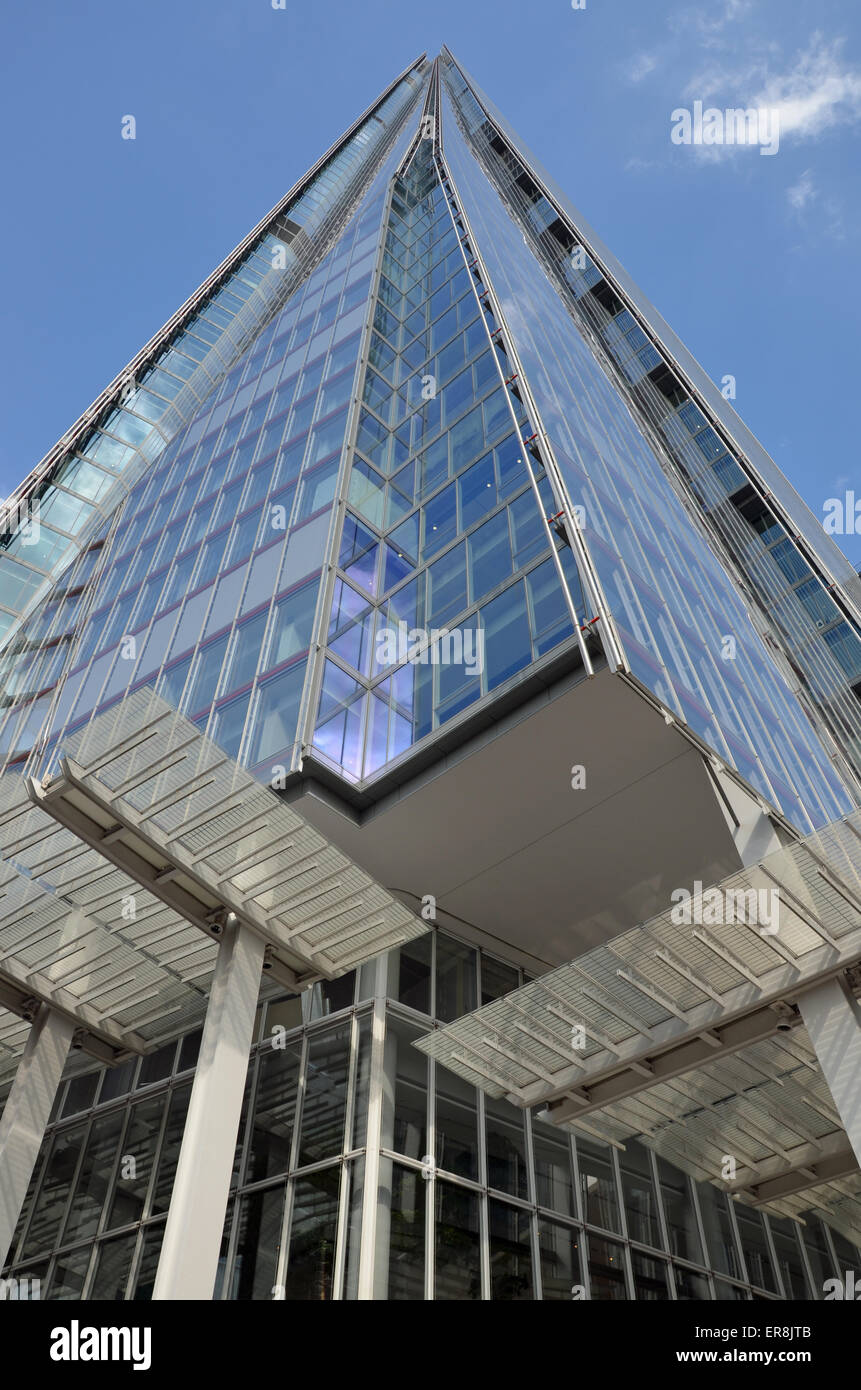 Close up view of the shard architecture hi-res stock photography and ...