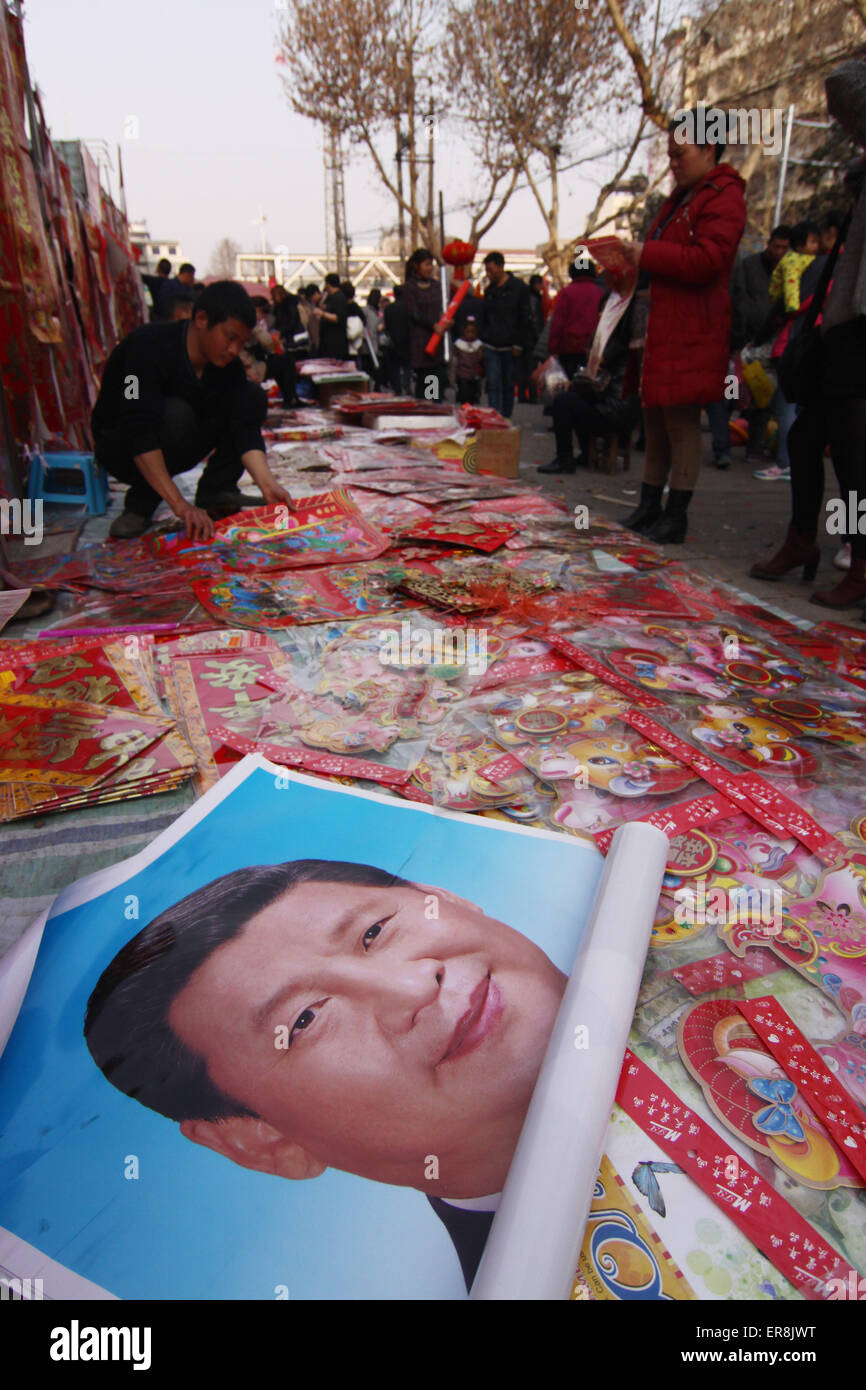 Chinese people are buying "Chunlian" which are used for upcoming ...