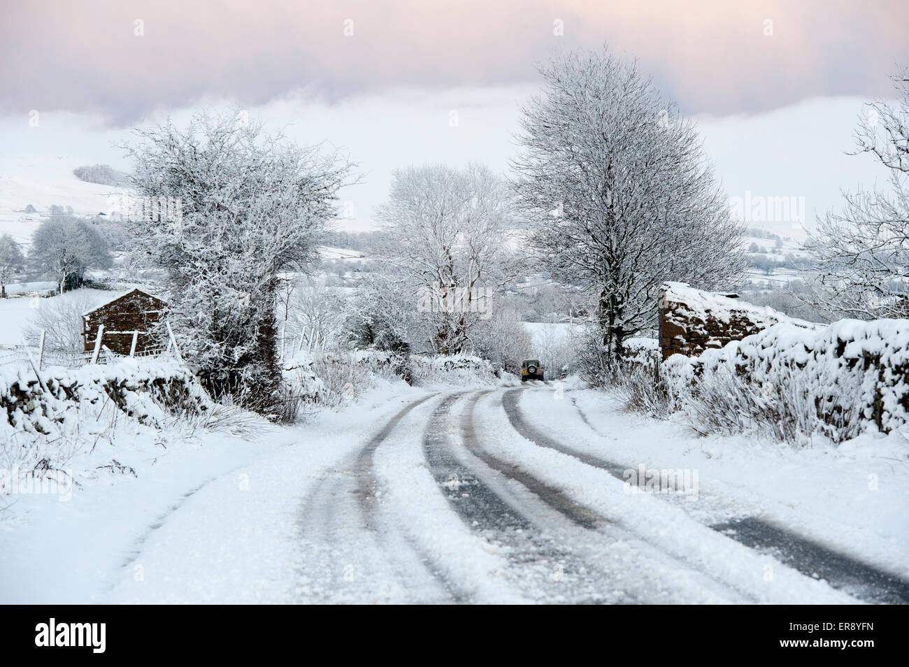 Hard snow hi-res stock photography and images - Alamy
