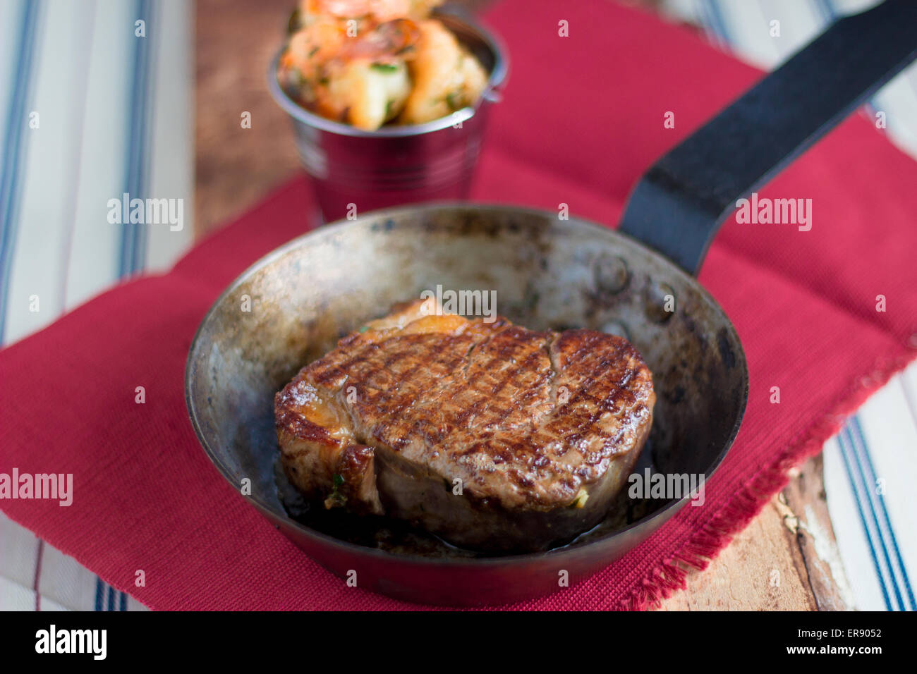 Fillet Steak in Skillet Stock Photo - Alamy