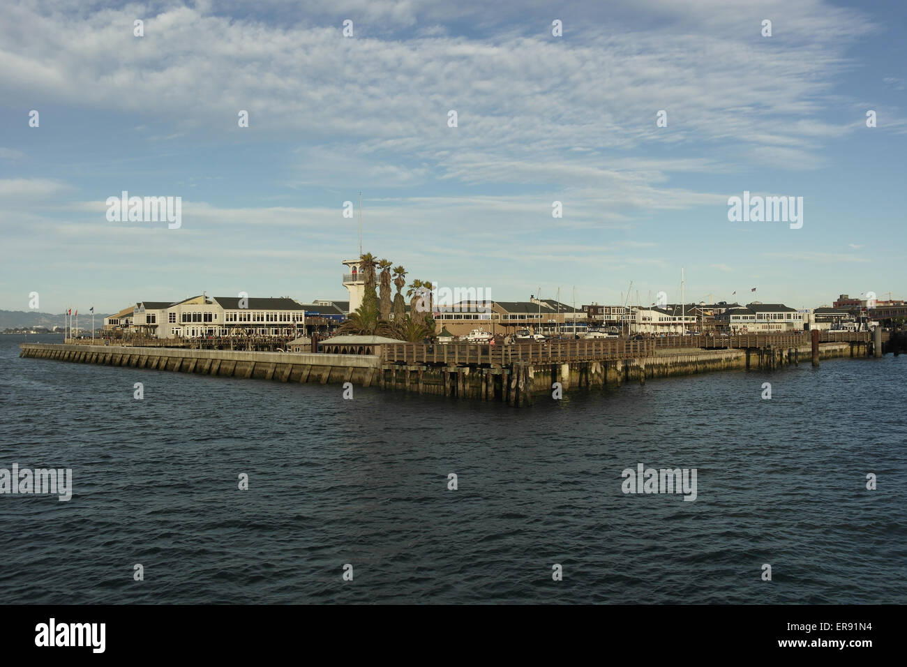 Blue sky vie from ferry boat towards Pier 39 and Forbes Floating Island ...