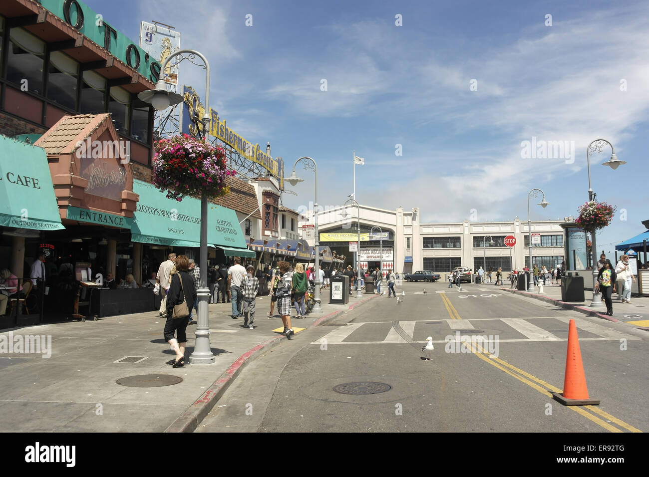 Blue sky view, to Pier 45 Musee Mecanique, people walking past Alioto's ...