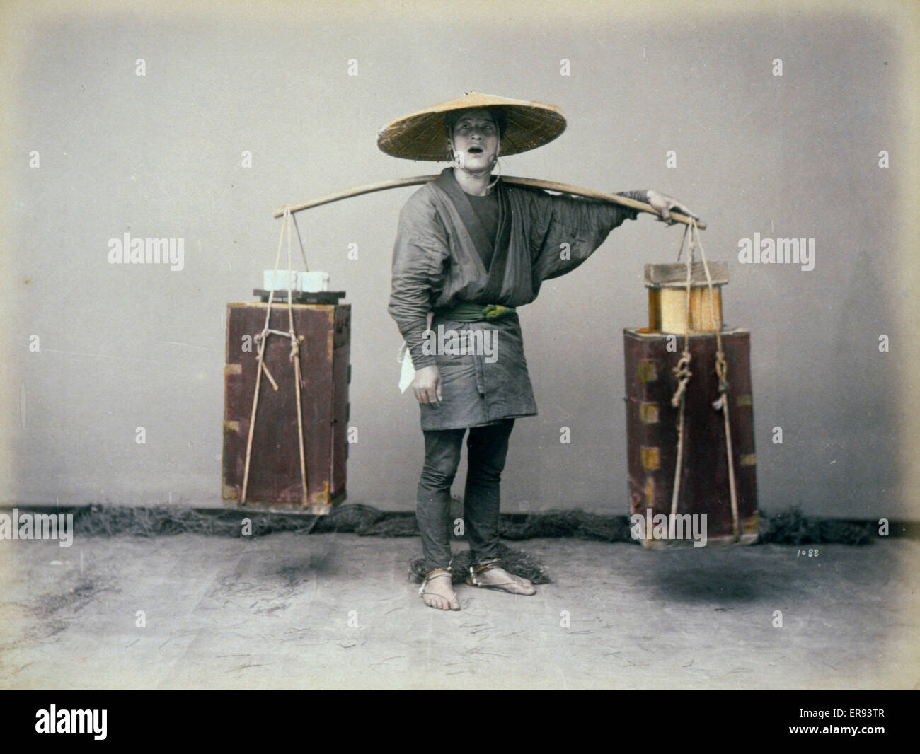 Shoulder carrying pole hi-res stock photography and images - Alamy