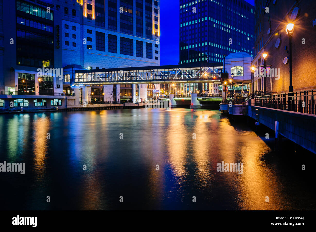 Pedestrian bridge buildings along milwaukee hi-res stock photography ...