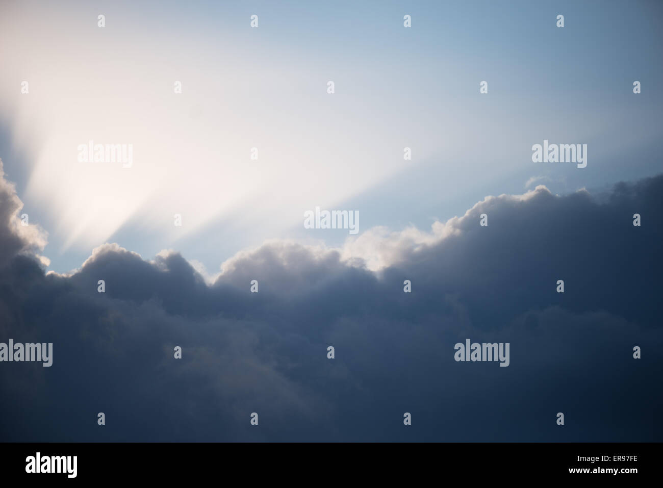 Clouds, sunshine, sun rays Stock Photo - Alamy
