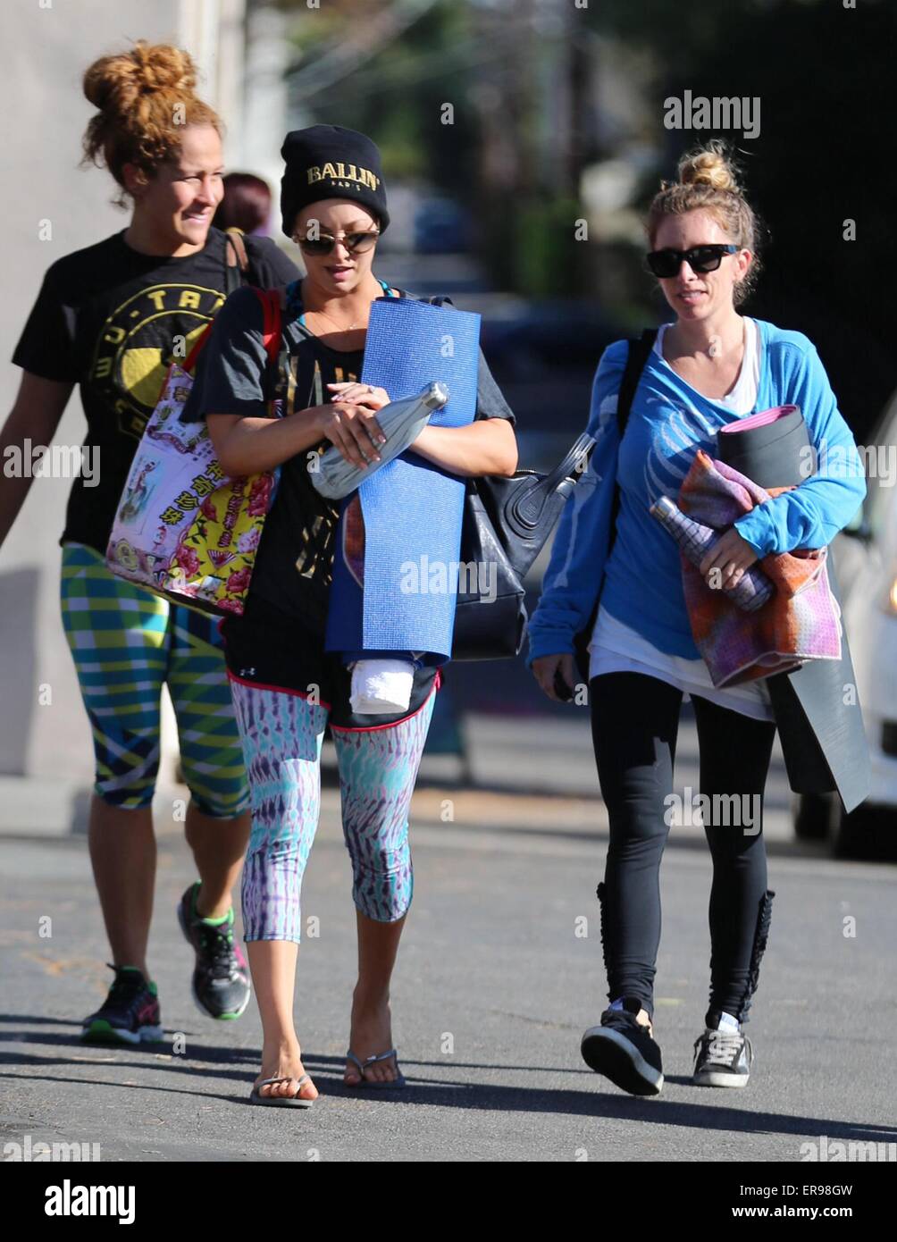 Kaley Cuoco leaves a yoga class wearing a Brian Lichtenberg Ballin ...