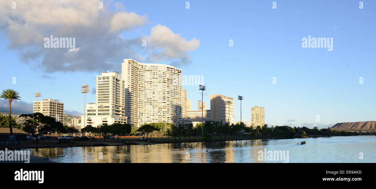 Honolulu buildings hi-res stock photography and images - Alamy