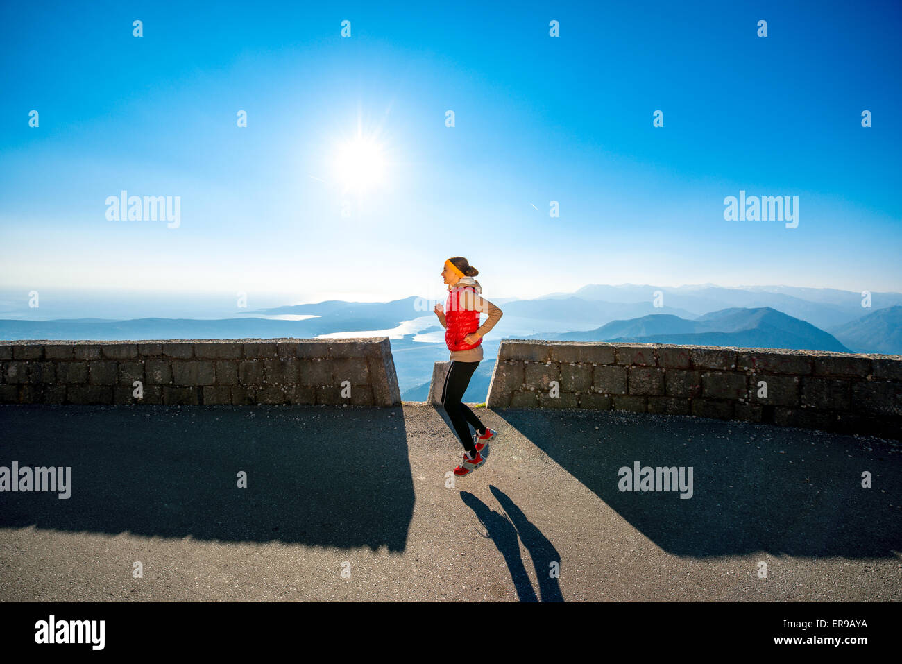 Female athlete running people hi-res stock photography and images - Alamy