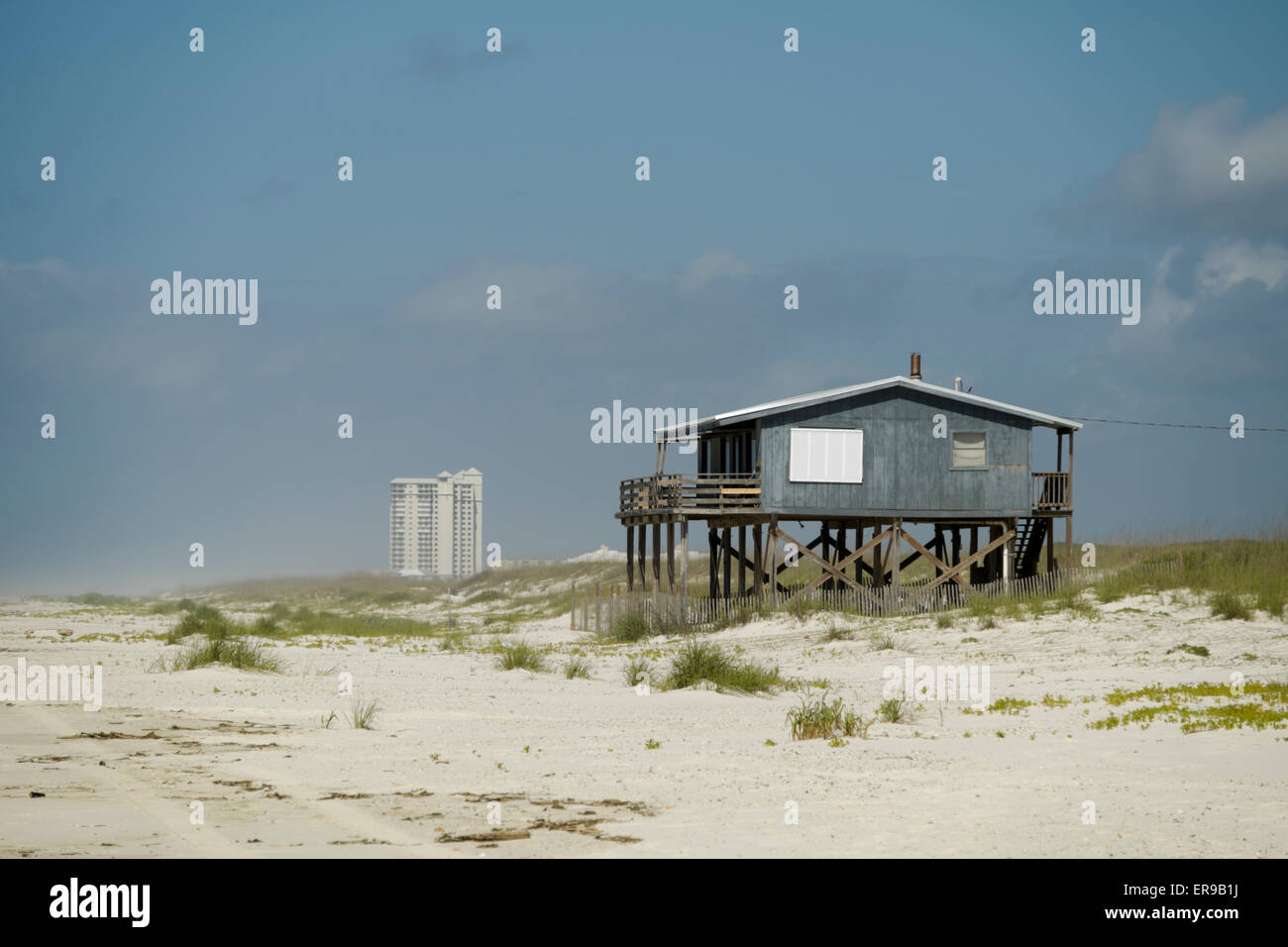 Beach house sits next to the Gulf of Mexico in deep south Alabama, USA ...