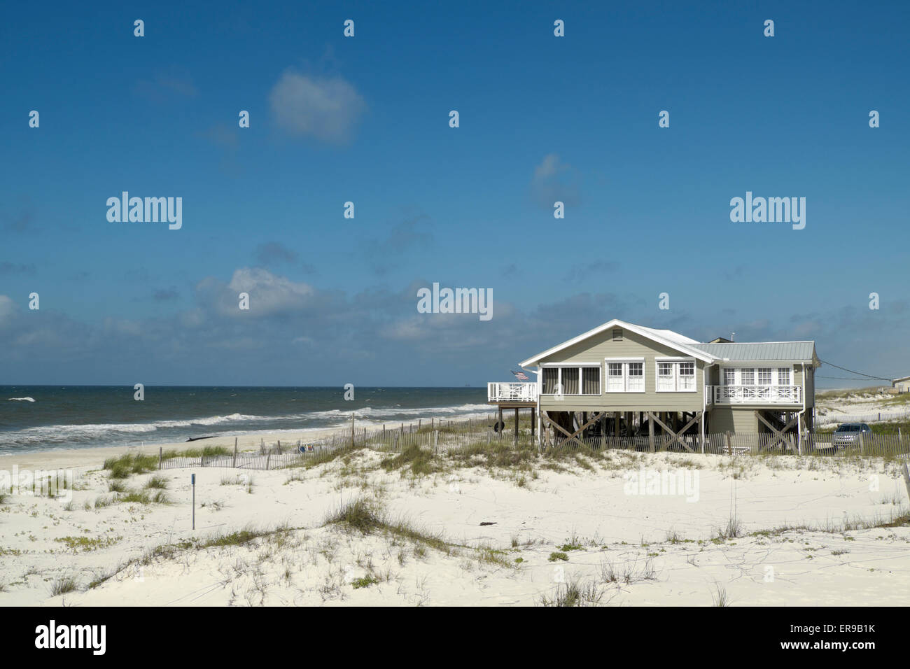 Beach house sits next to the Gulf of Mexico in deep south Alabama, USA ...