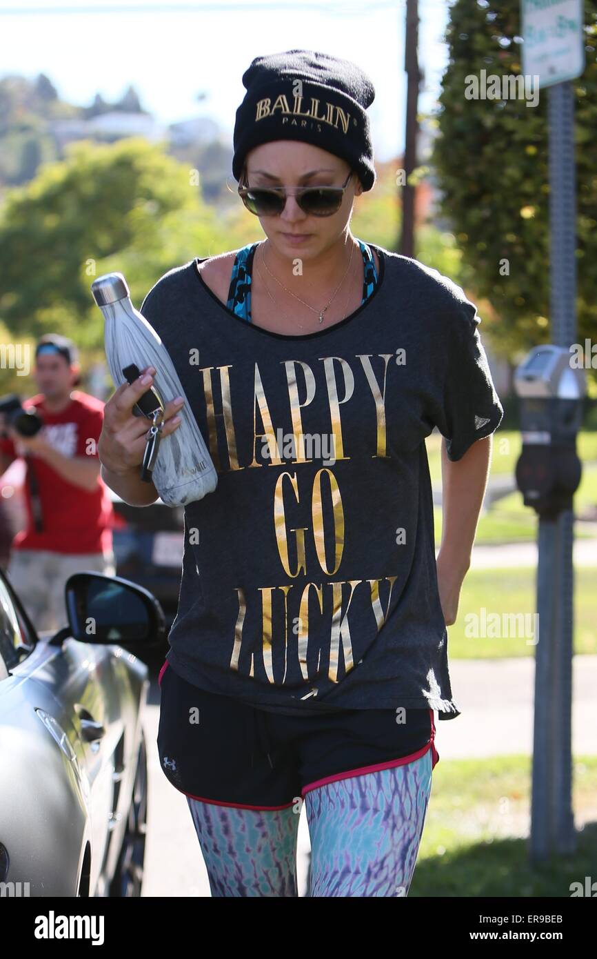 Kaley Cuoco leaves a yoga class wearing a Brian Lichtenberg Ballin ...