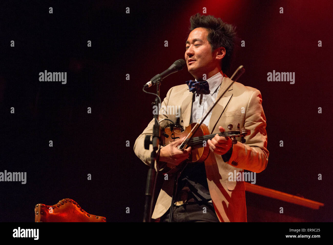 Kishi bashi hi-res stock photography and images - Alamy