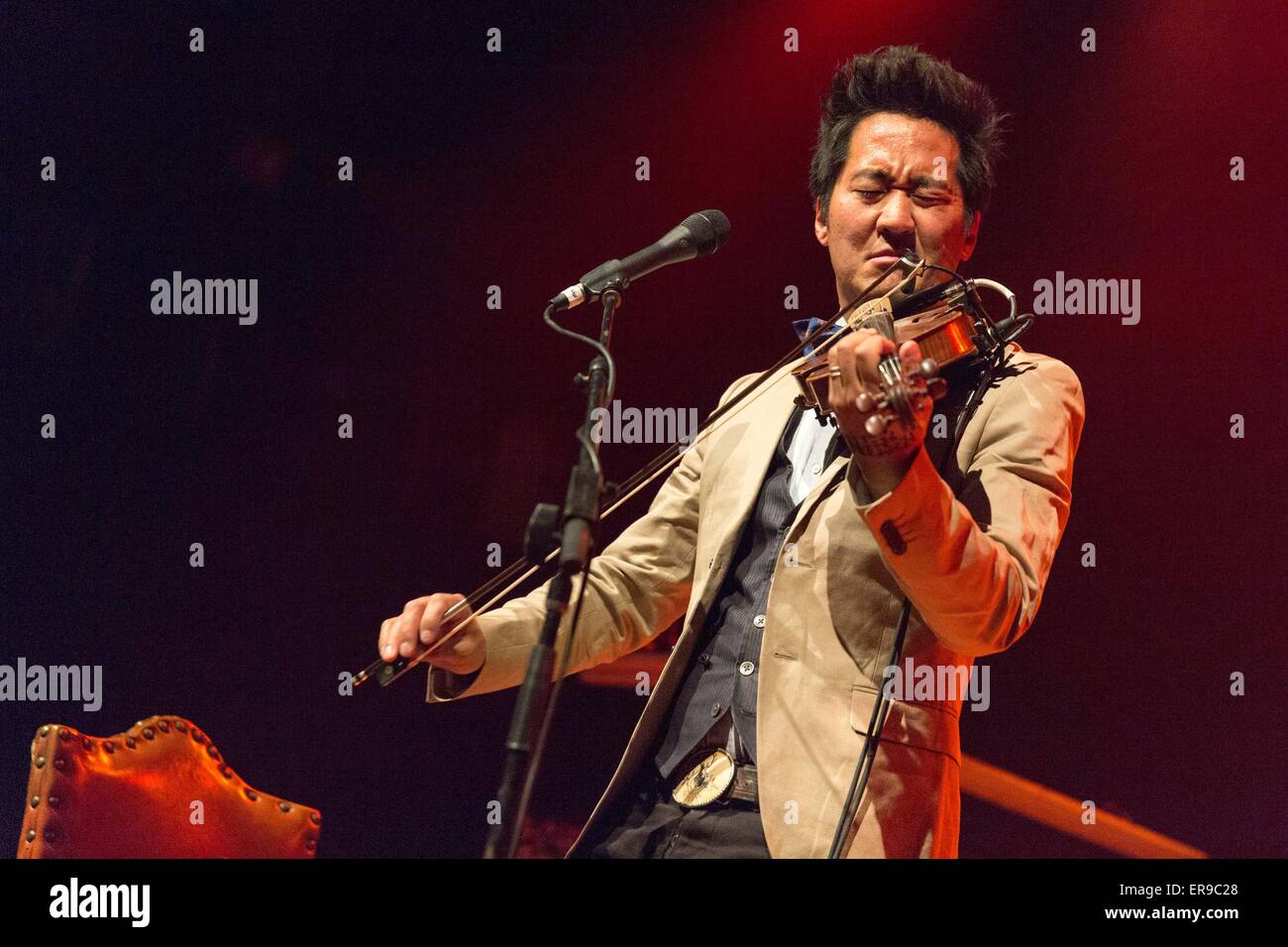 Kishi bashi hi-res stock photography and images - Alamy