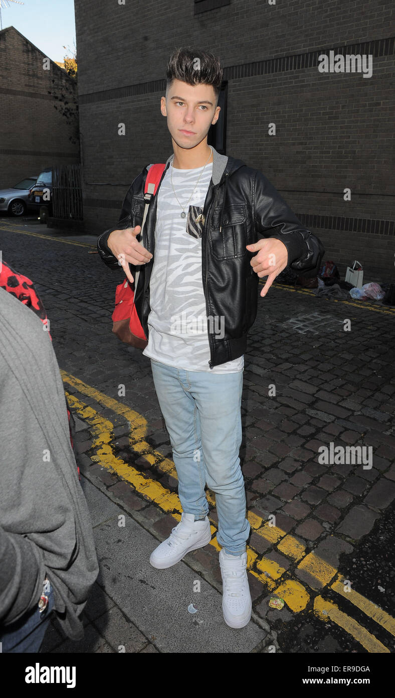 'The X Factor' finalists arrive at a recording studio for rehearsals ...