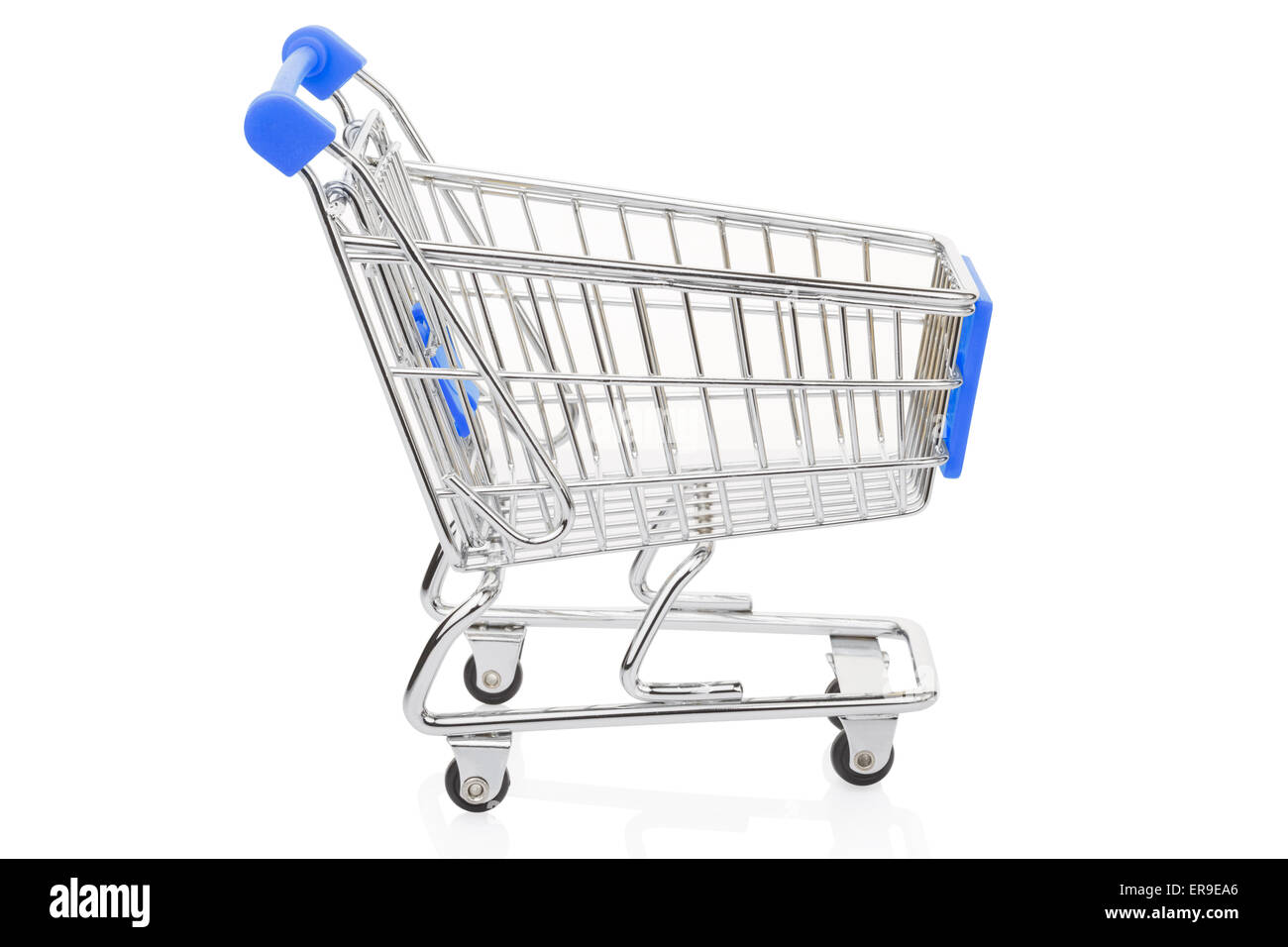 Supermarket shopping shopping cart Cut Out Stock Images & Pictures - Alamy