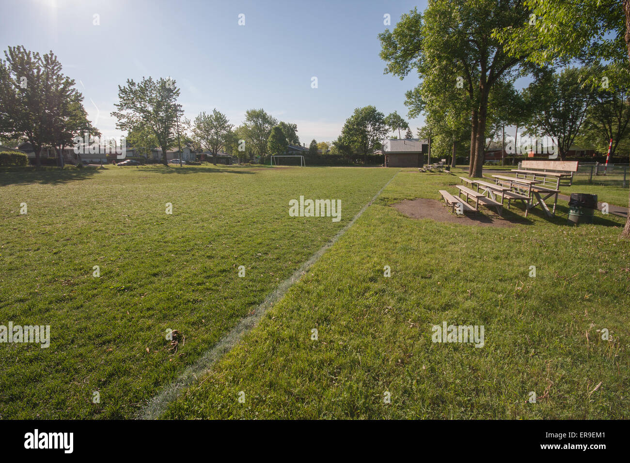 Clean park hi-res stock photography and images - Alamy