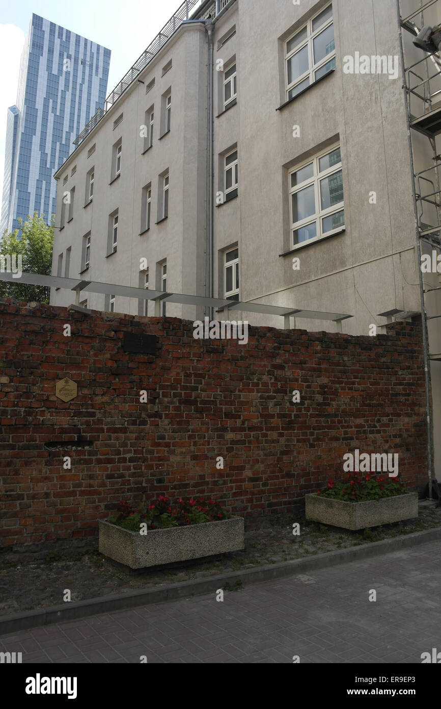 Communist era apartments hi-res stock photography and images - Alamy Communist era apartments hi-res stock photography and images - Alamy