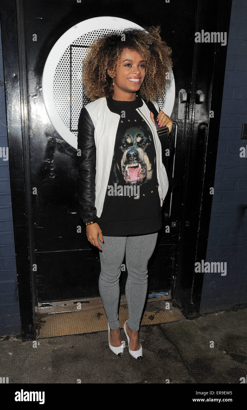'The X Factor' finalists arrive at a recording studio for rehearsals ...