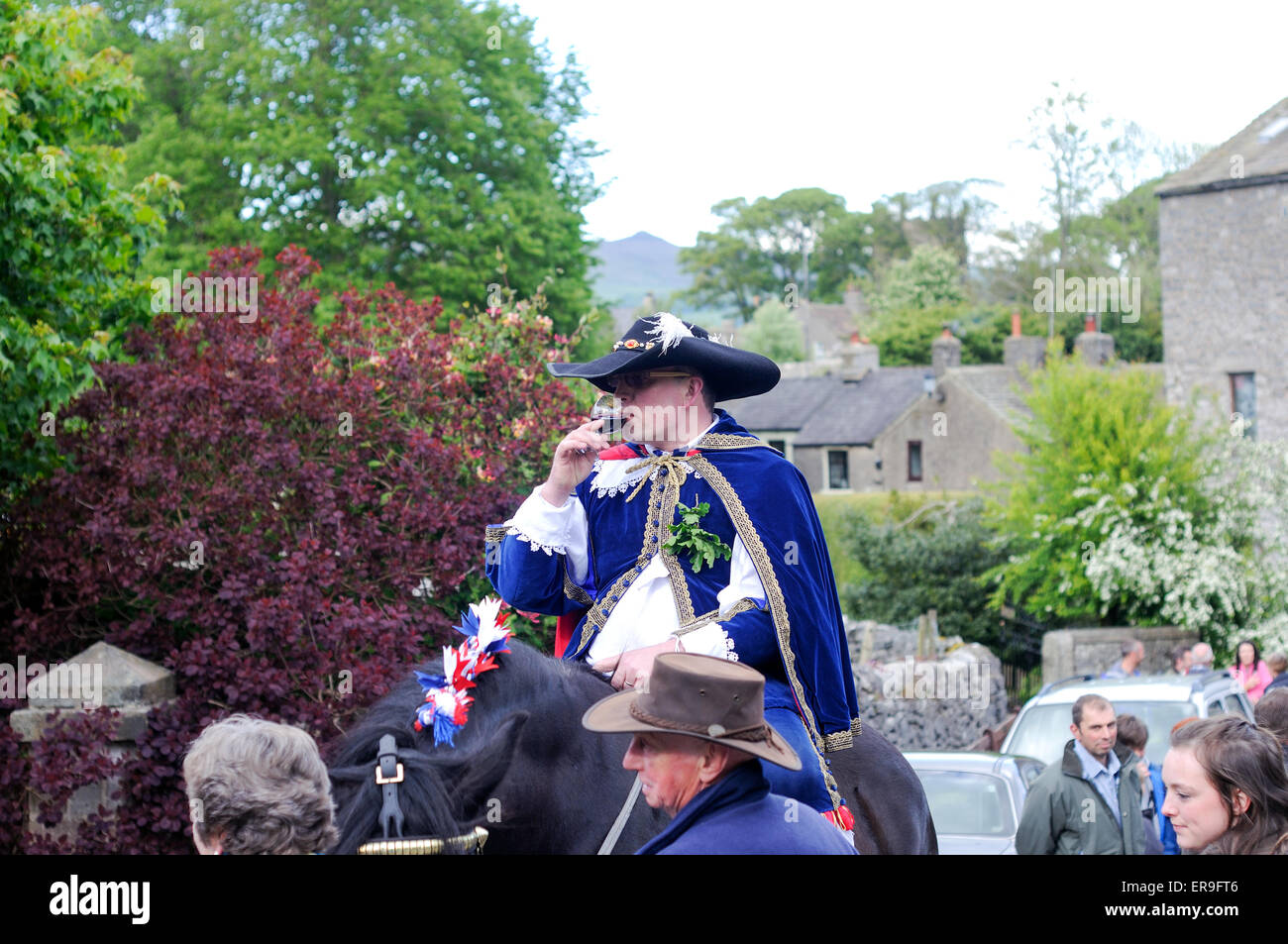 Garland king castleton hi-res stock photography and images - Alamy