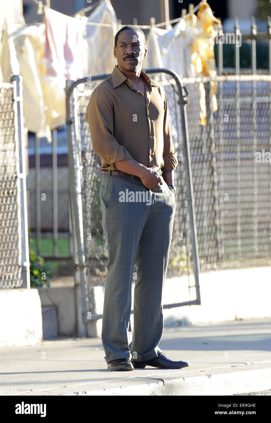 Eddie Murphy wears 1970's attire for his new movie role in "Cook ...