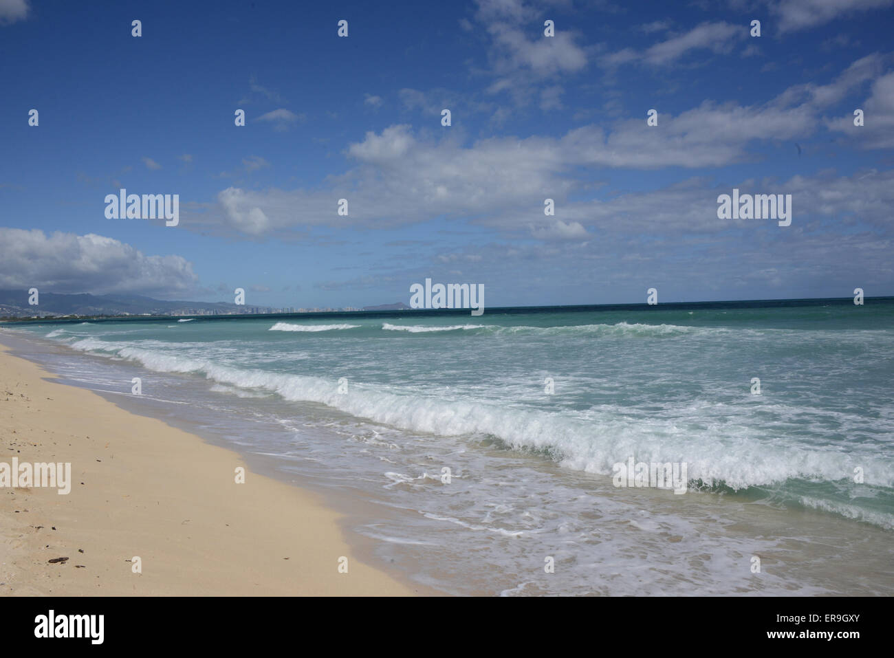 Hawaiian sand hi-res stock photography and images - Alamy