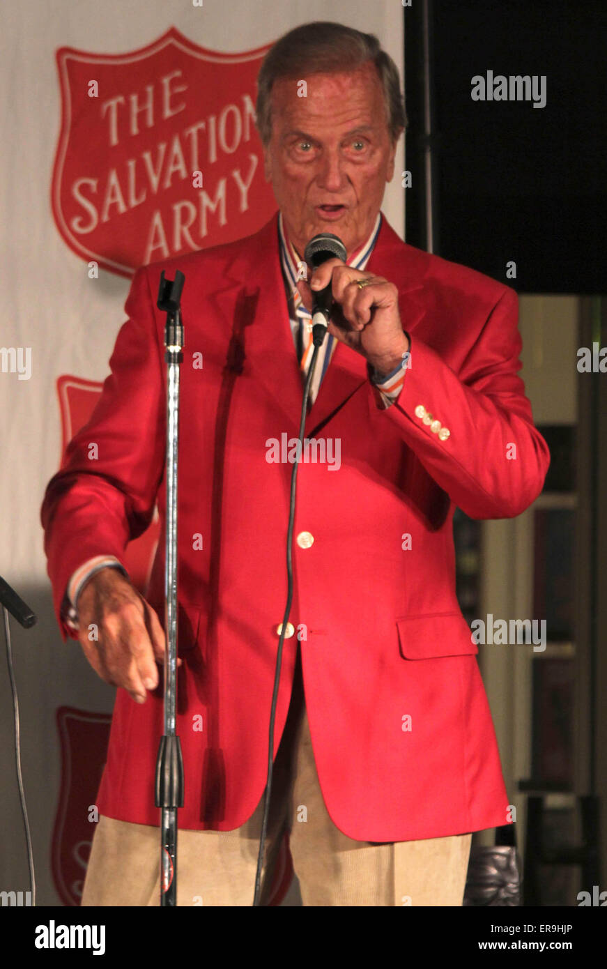 Pat Boone preforms live on stage at the annual Salvation Army Kettle ...