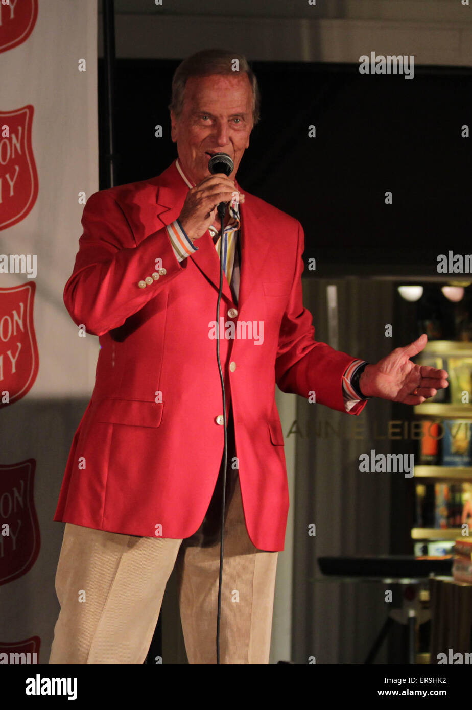 Pat Boone preforms live on stage at the annual Salvation Army Kettle ...