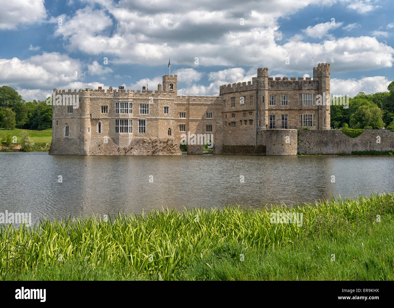 Leeds Castle in Kent, England UK Stock Photo - Alamy