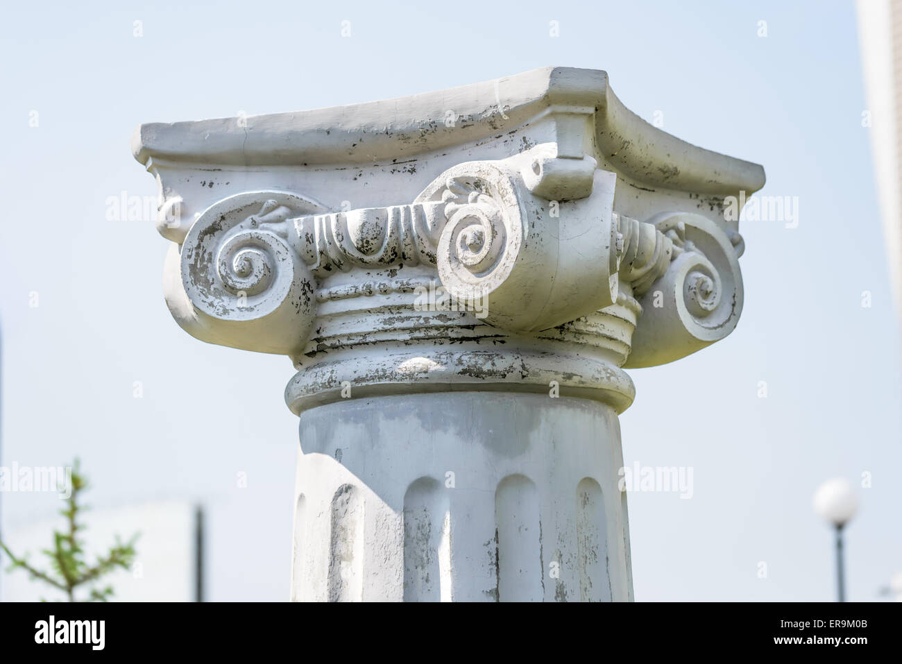Ionic column hi-res stock photography and images - Alamy