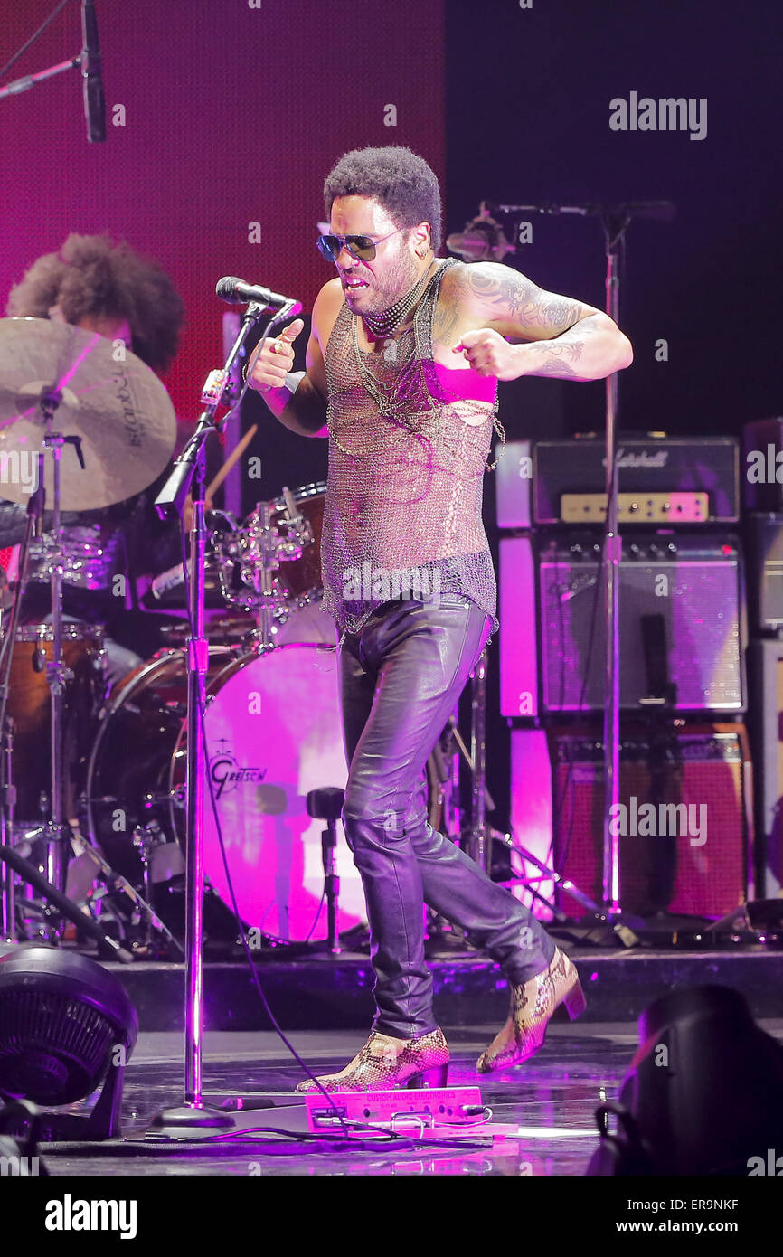 Lenny Kravitz performs live in concert Featuring: Lenny Kravitz Where ...