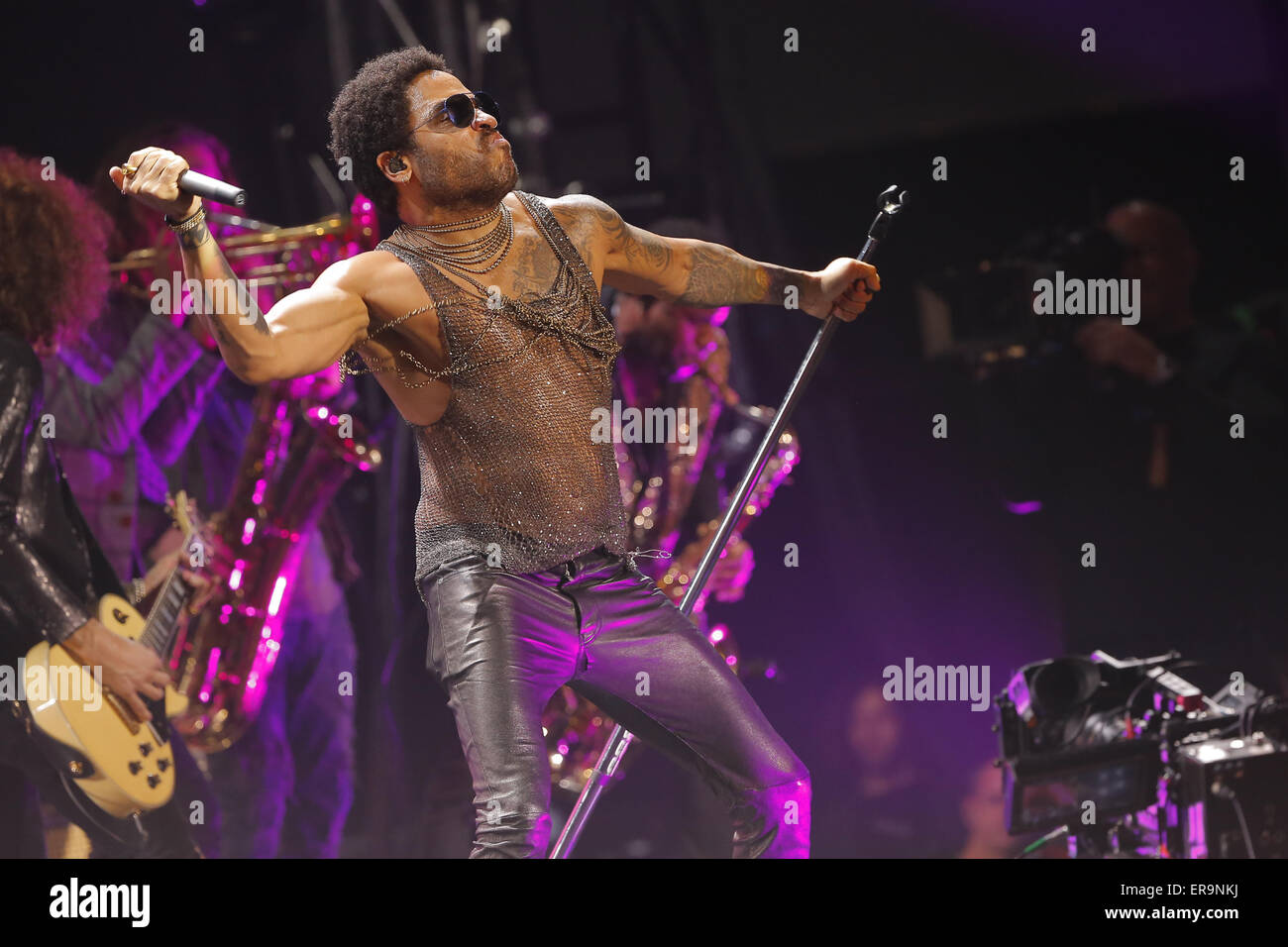 Lenny Kravitz performs live in concert Featuring: Lenny Kravitz Where ...