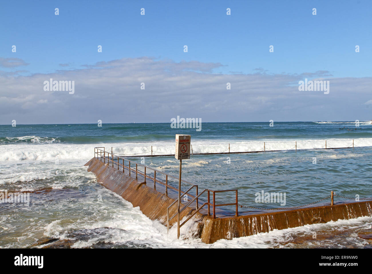 The ocean swimming pool at Cronulla Stock Photo - Alamy