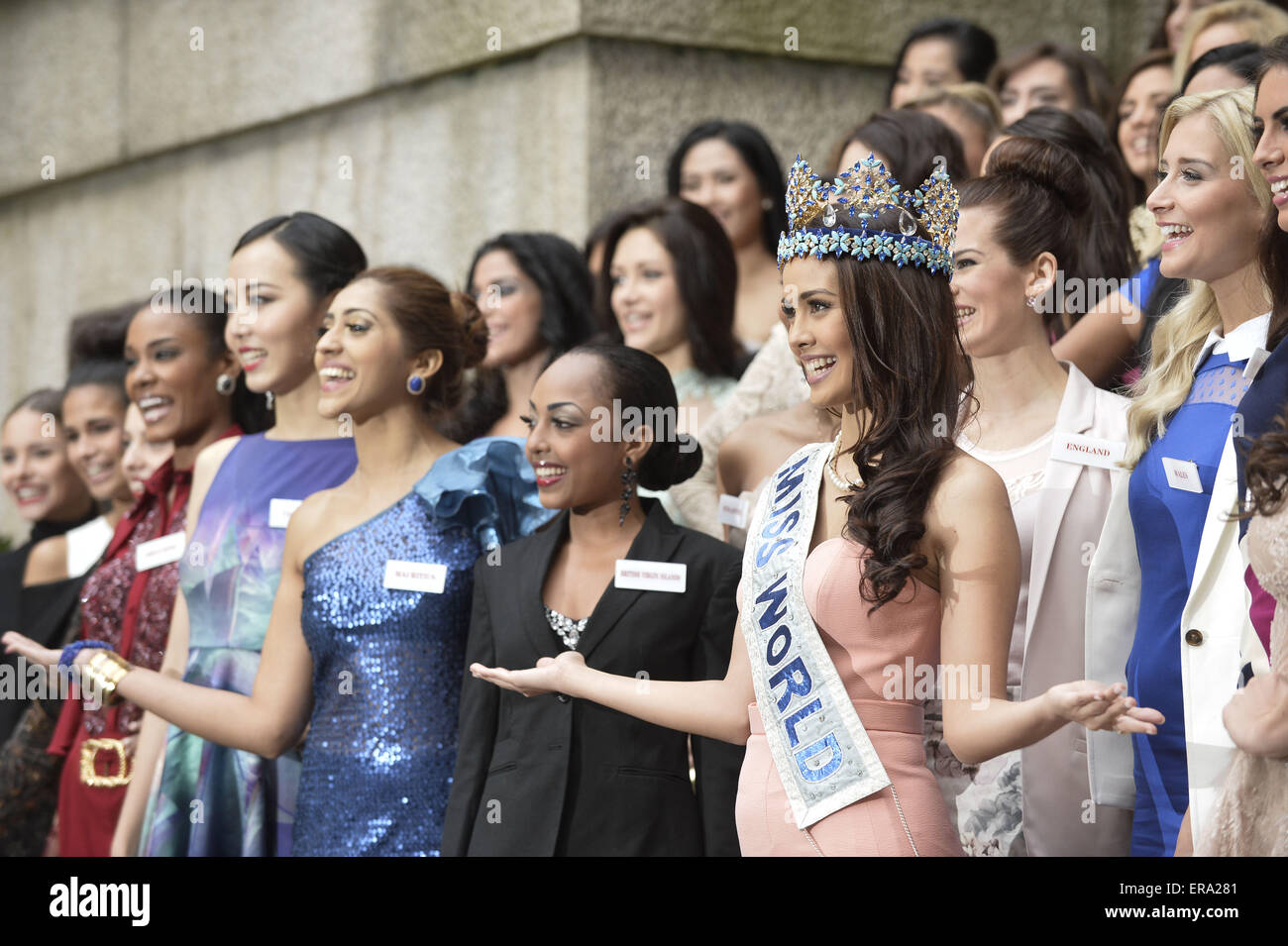 Miss World contests representing 120 countries attend a photocall in ...