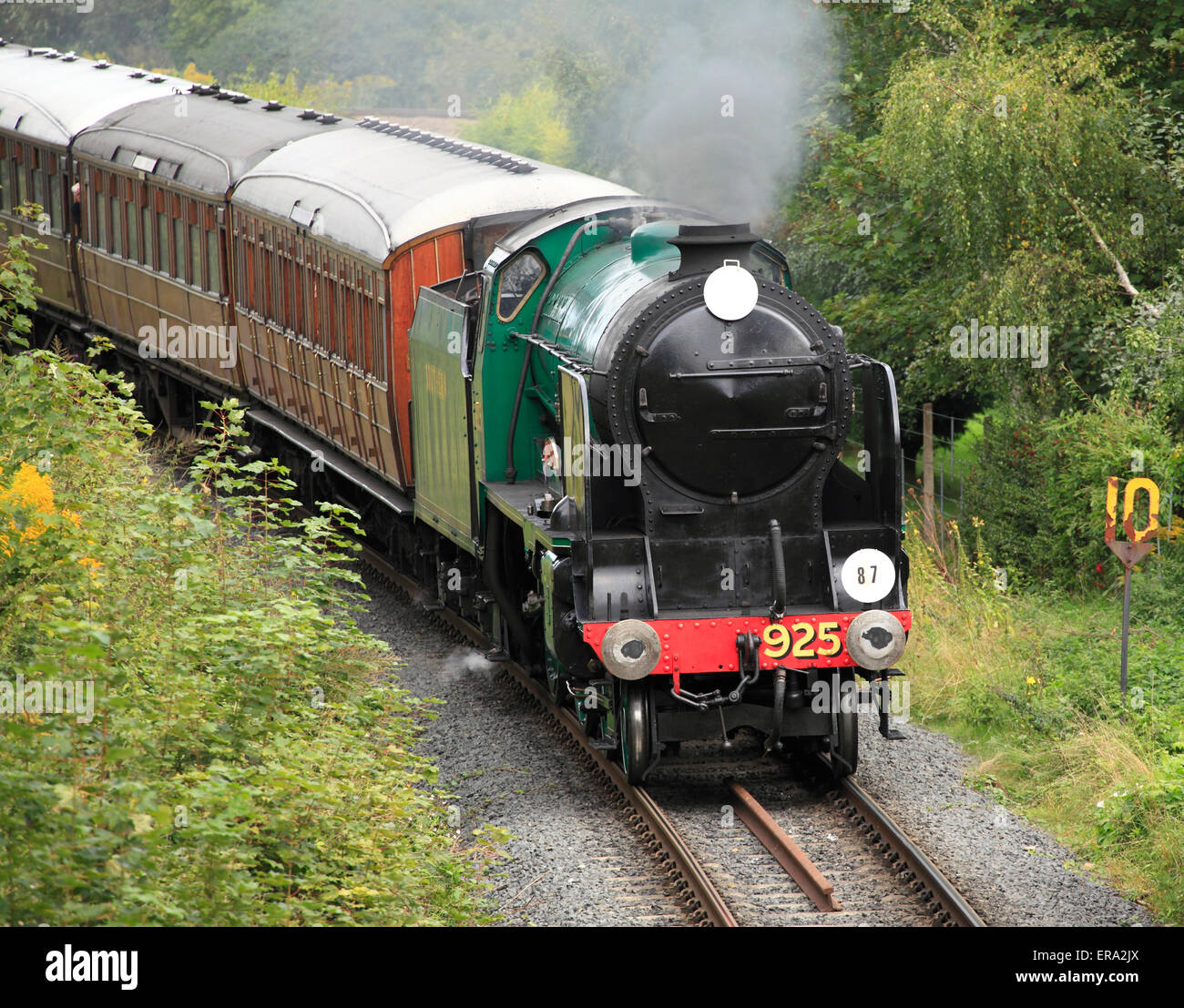 Schools class locomotive hi-res stock photography and images - Alamy