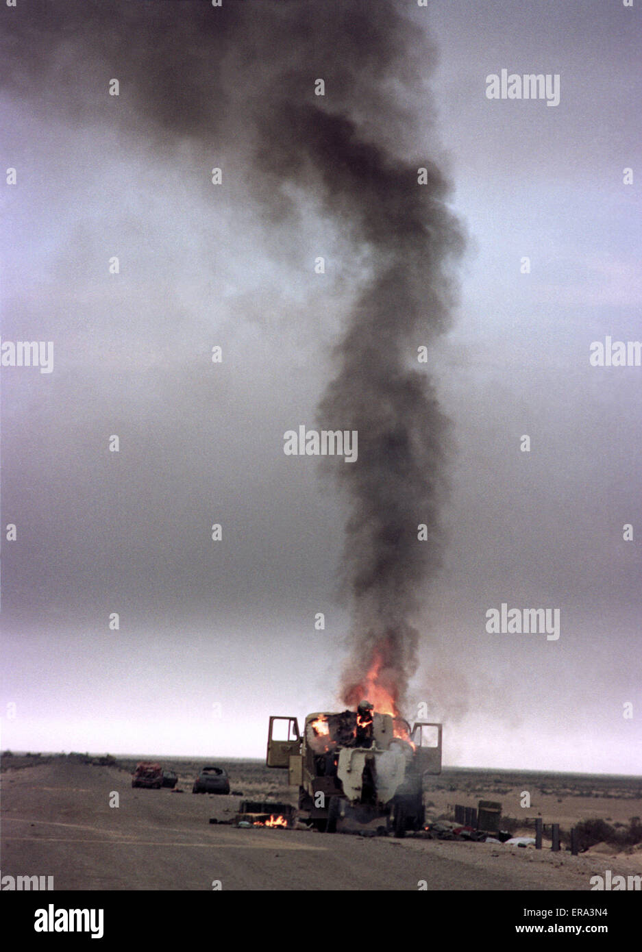 Kuwait explosion hi-res stock photography and images - Alamy