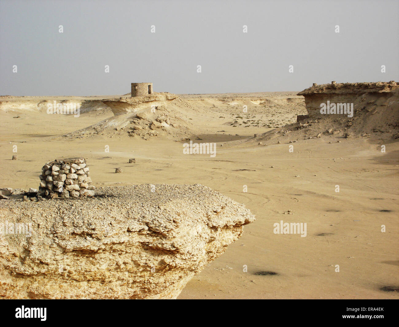 Abandoned Desert Buildings Stock Photo - Alamy