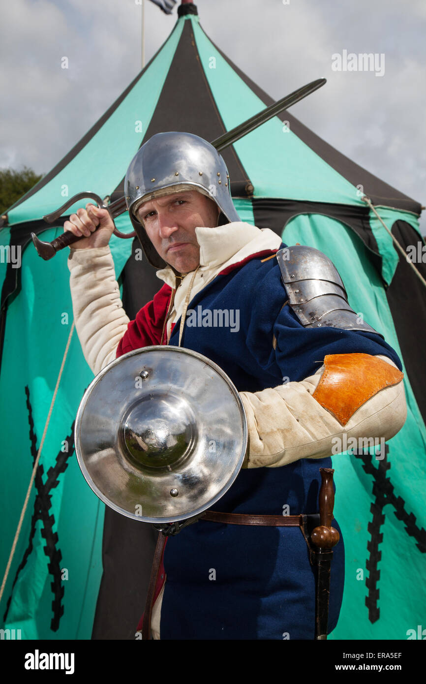 Uniformed armour shield hi-res stock photography and images - Alamy