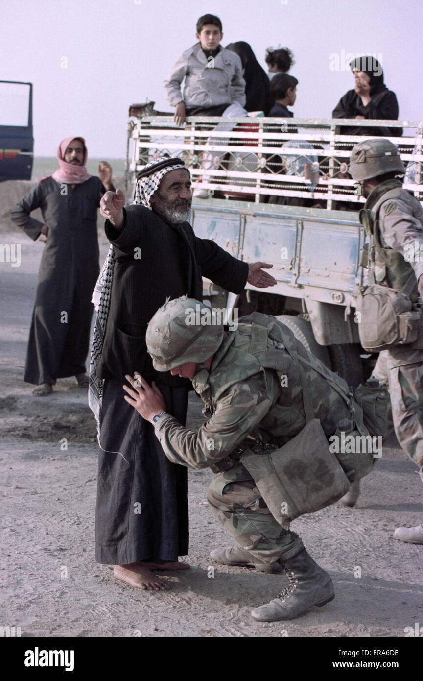 U.s. soldiers kuwait 1991 hi-res stock photography and images - Alamy