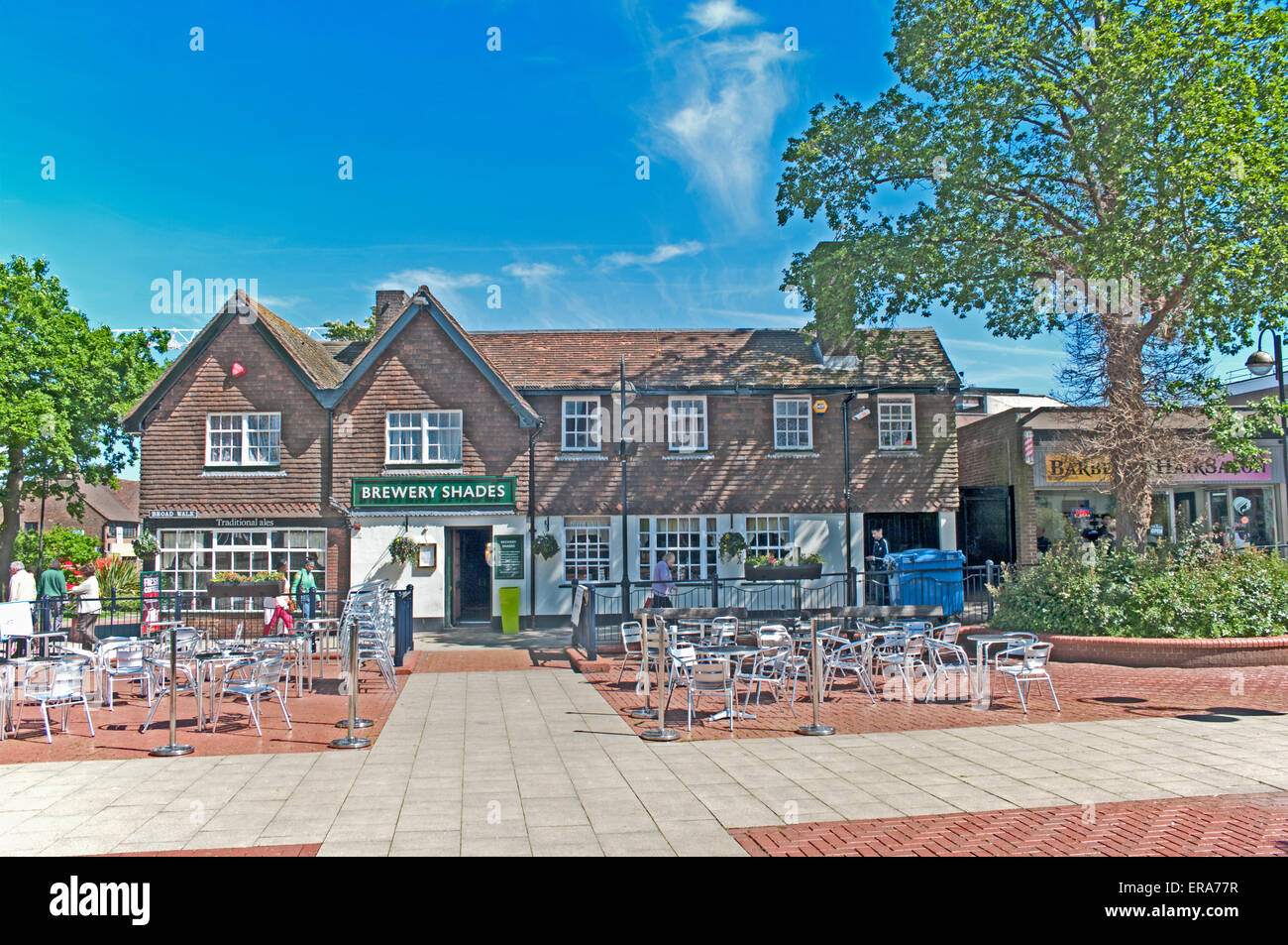 Crawley, Brewery Shades Pub, Surrey, England Stock Photo - Alamy